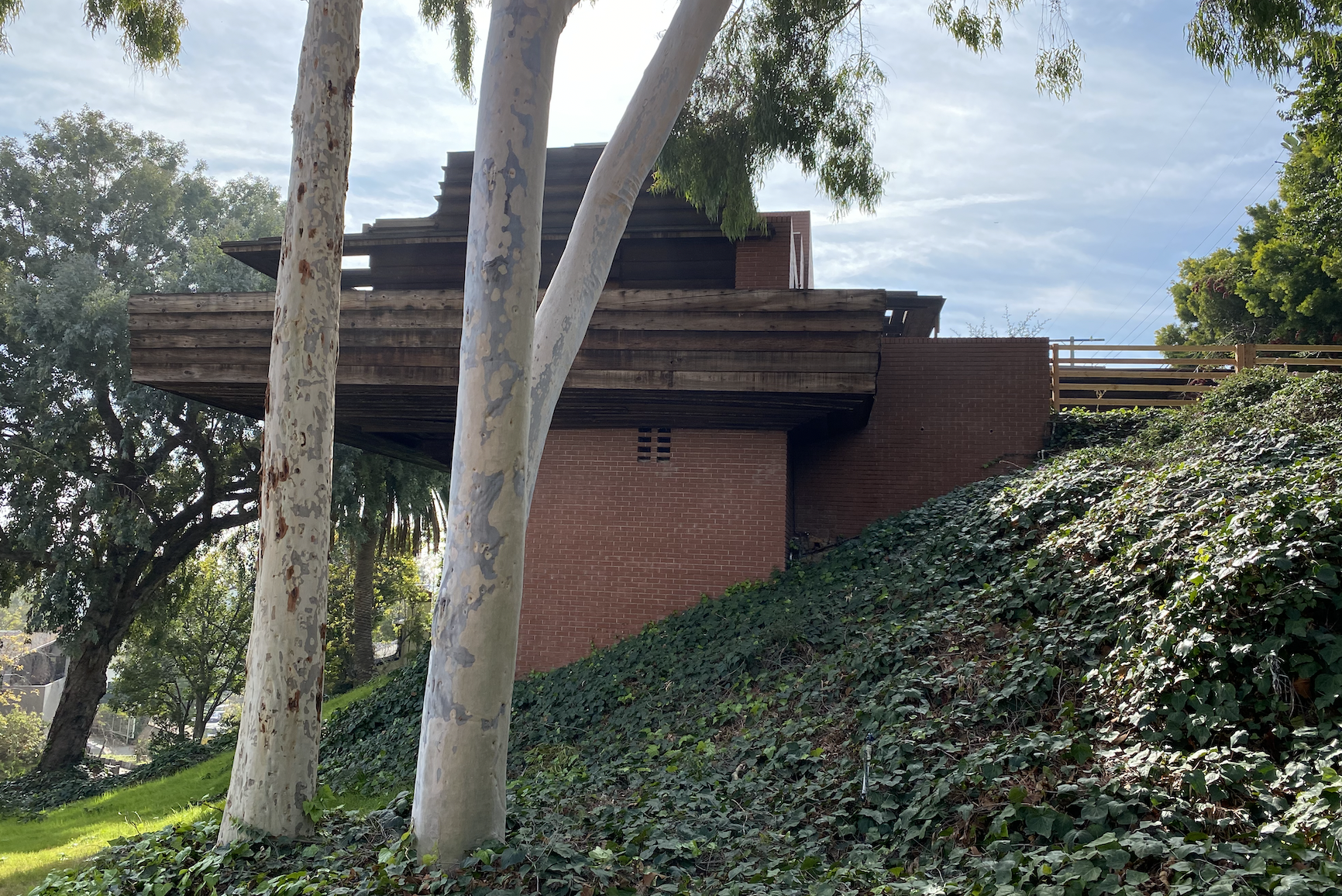 George Sturges Residence – The Frank Lloyd Wright Map